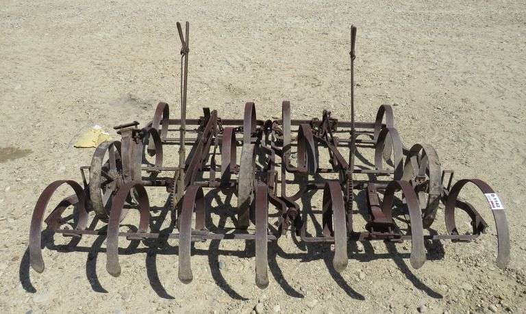 D-1142 Horse Drawn Spring Tooth Harrow - Pickett Auction Service