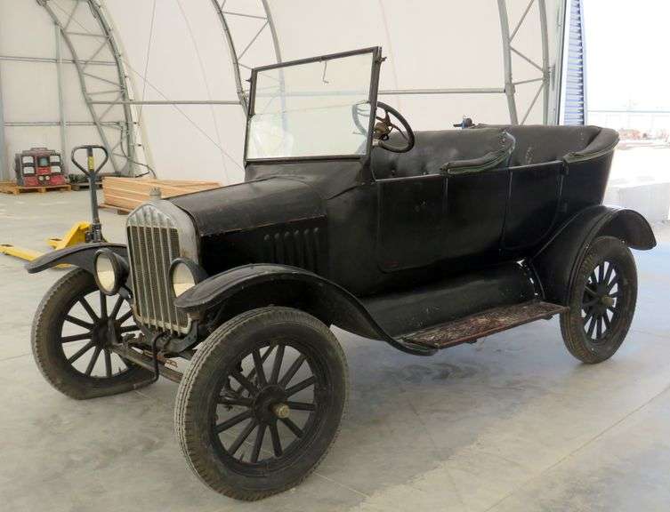 D-774 1923 Ford Model T Touring Coupe - Pickett Auction Service