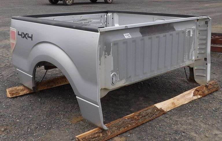 C-666 2010 Ford F-150 Pickup Bed - Pickett Auction Service