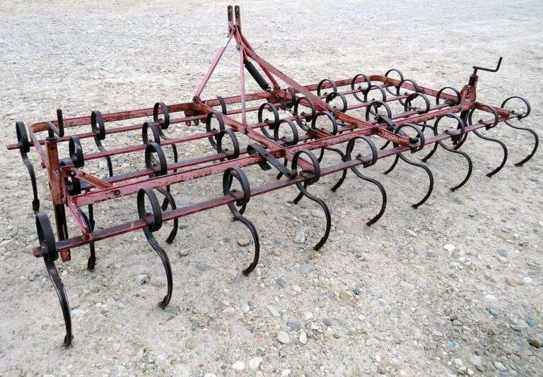 D-1130 Spring Tooth Harrow - Pickett Auction Service
