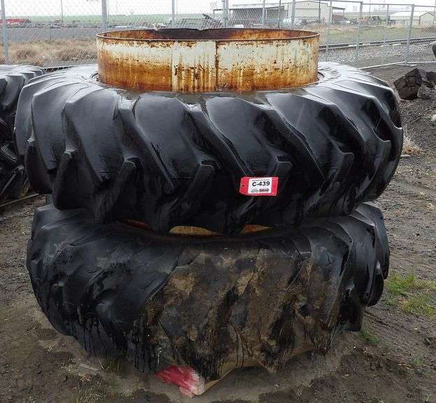 C-439 Tractor Clamp On Duals - Pickett Auction Service
