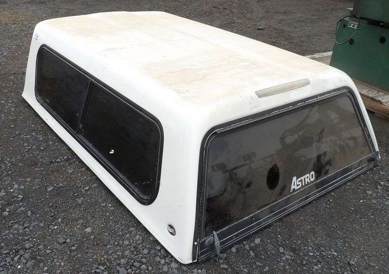 C-700 Astro Camper Shell - Pickett Auction Service