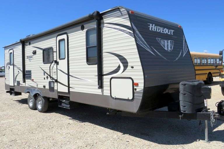 E-1430 2017 Keystone Hideout 28' Travel Trailer - Pickett Auction Service