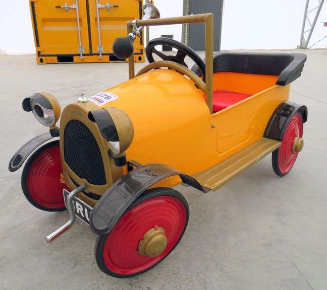 E-376 Brum Pedal Car - Pickett Auction Service