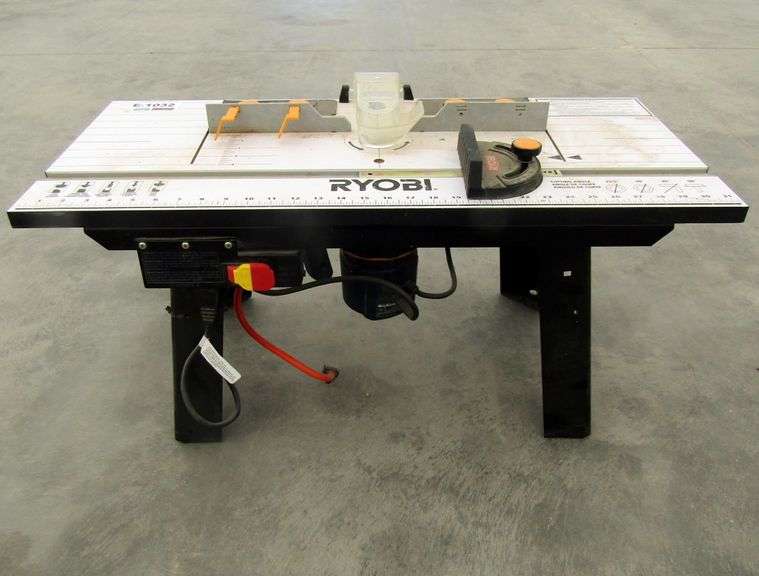 E-1032 Ryobi Router Table - Pickett Auction Service