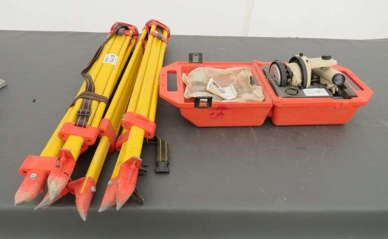 E-773 Surveying Equipment - Pickett Auction Service