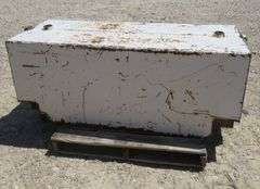 E-435 Diesel Fuel Tank - Pickett Auction Service