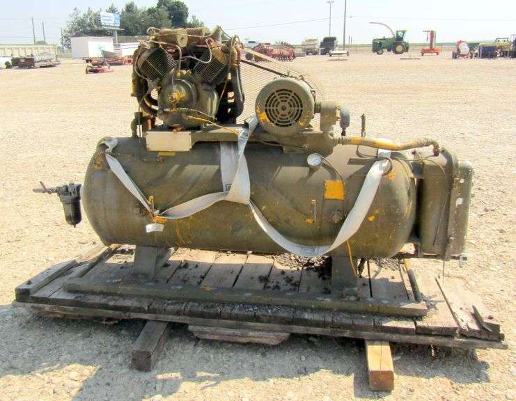 F-670 U.S. Air Force Air Compressor - Pickett Auction Service