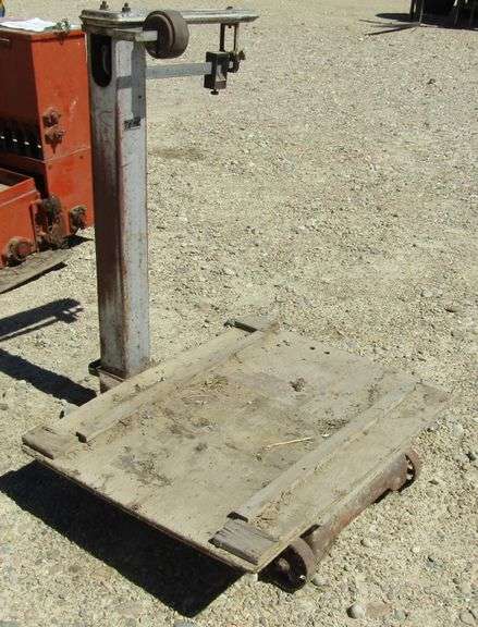 F-1068 Fairbanks-Morse Scale - Pickett Auction Service