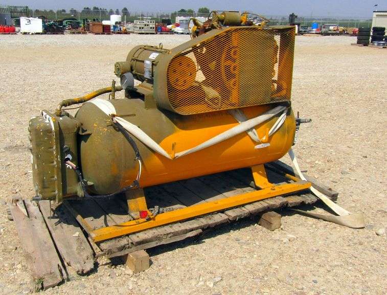 F-670 U.S. Air Force Air Compressor - Pickett Auction Service