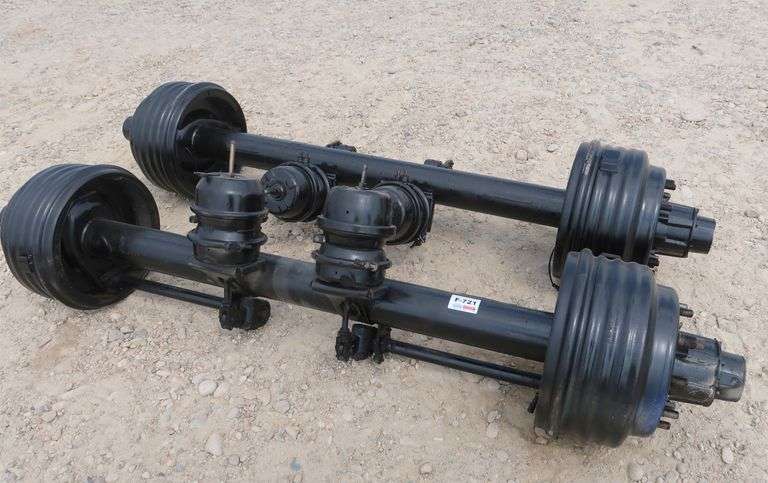 F-721 Semi Truck Axles - Pickett Auction Service