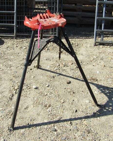 F-1474 Rigid Tri Stand - Pickett Auction Service