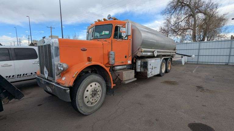 2012 PETERBILT 382 - Peak Auto Auctions