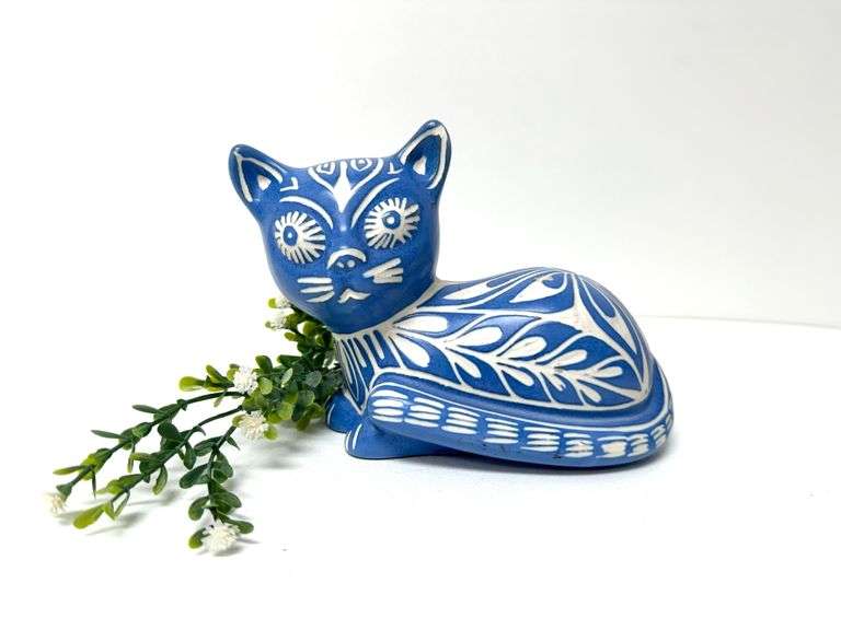 Pablo Zabal Pottery Cat Figure - Piece by Piece