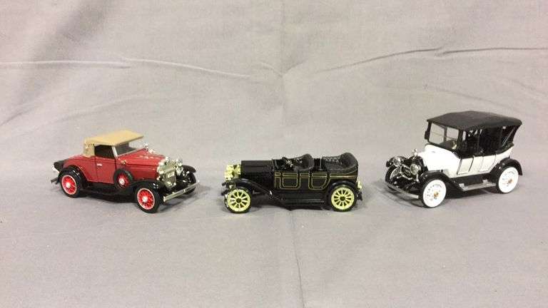 1911 Chevy Classic 6 Roadster - Peterson Land & Auction LLC