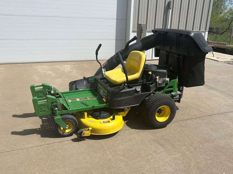 2017 John Deere Z335E Zero Turn Mower - Peterson Land & Auction LLC
