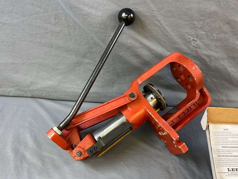Hornady Pro-7 Reloading Press - Peterson Land & Auction LLC