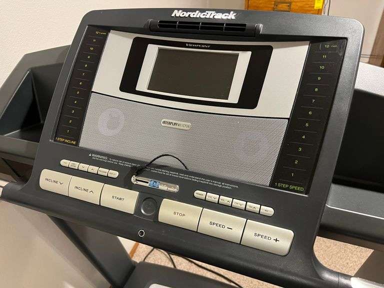 NordicTrack Viewpoint 3000 Treadmill - Peterson Land & Auction LLC