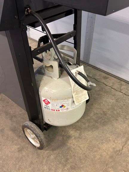 Even Embers Propane Grill - Peterson Land & Auction LLC