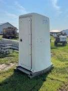 Fiberglass Porta Pot - Peterson Land & Auction LLC