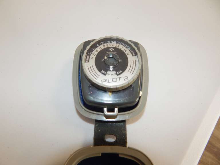 Gossen Pilot 2 Light Meter - Property Peddler