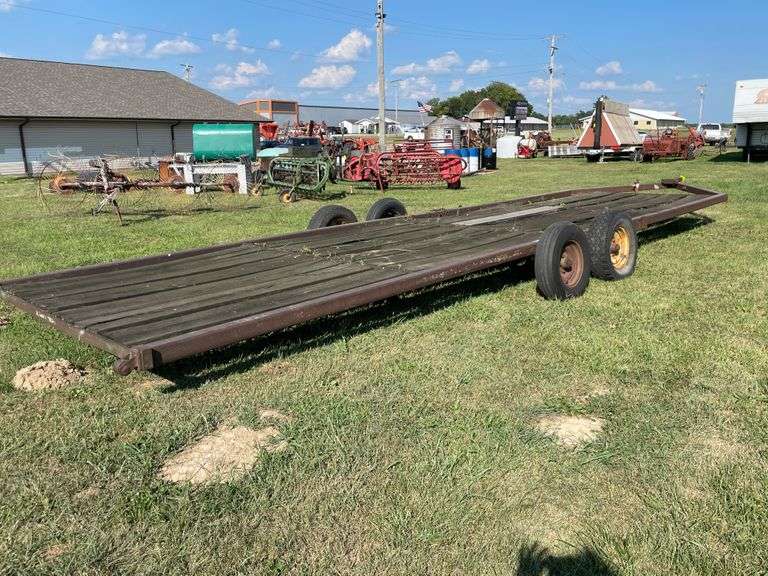 John Deere Donahue Style Trailer - Property Peddler