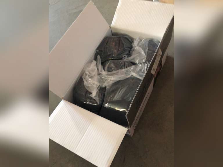 FLTR95 Sealing Face Mask - Black 39.5 - Quarter Price