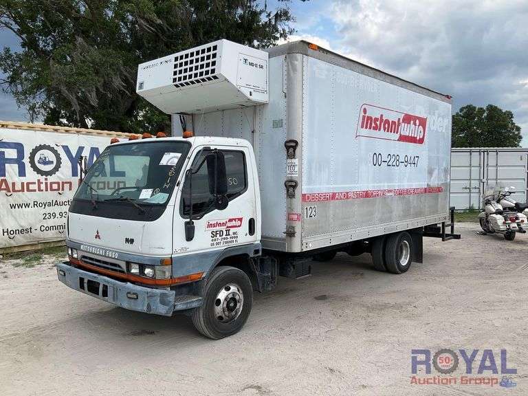 2003 Mitsubishi Fuso Reefer 16 Ft Box Truck - Royal Auction Group