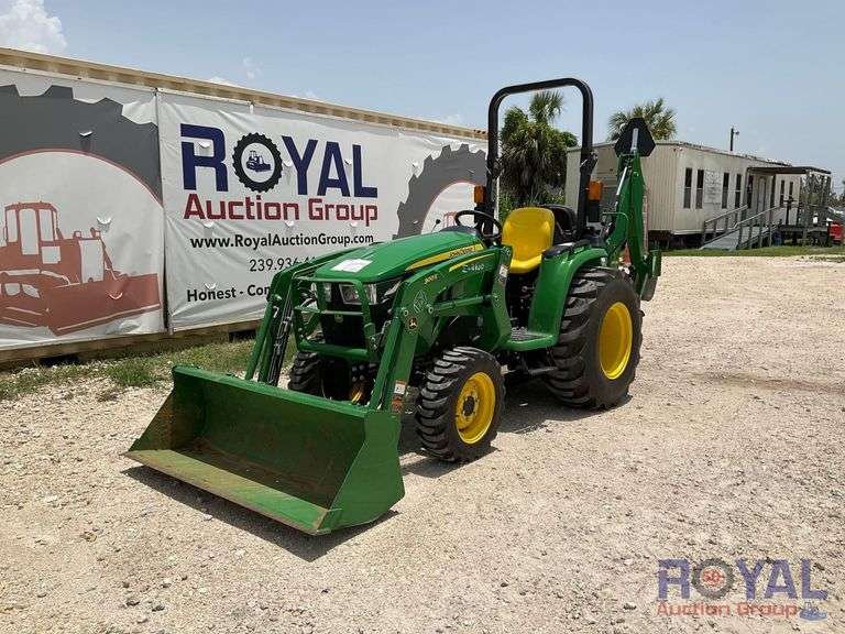 John Deere 3038 E 4X4 Tractor Loader Backhoe - Royal Auction Group