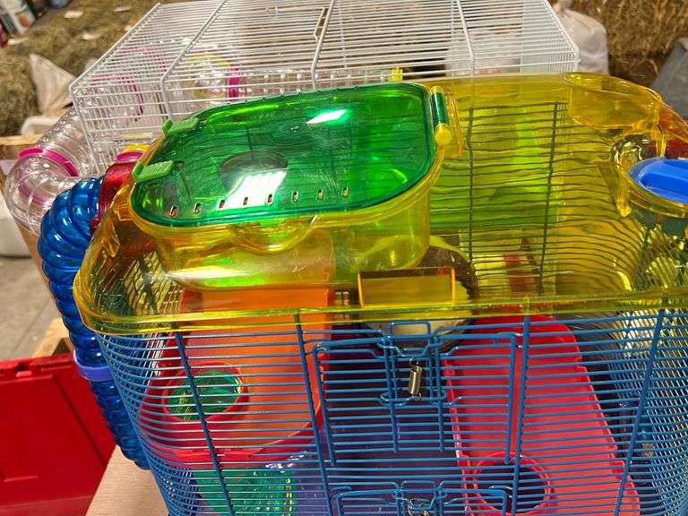 Critter Trail Small Critter Cage - Rogers Community Auction Inc.