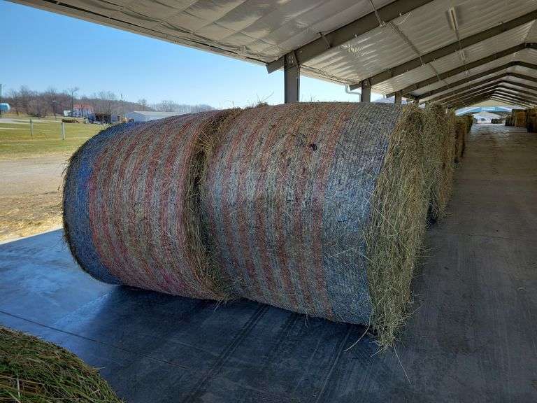 2 Round Bales 1st Timothy Orchard Grass Mix (4x5) Stored Inside ...