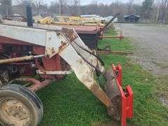 International 444 Gas Tractor Tractor w/ Loader - Rogers Community ...