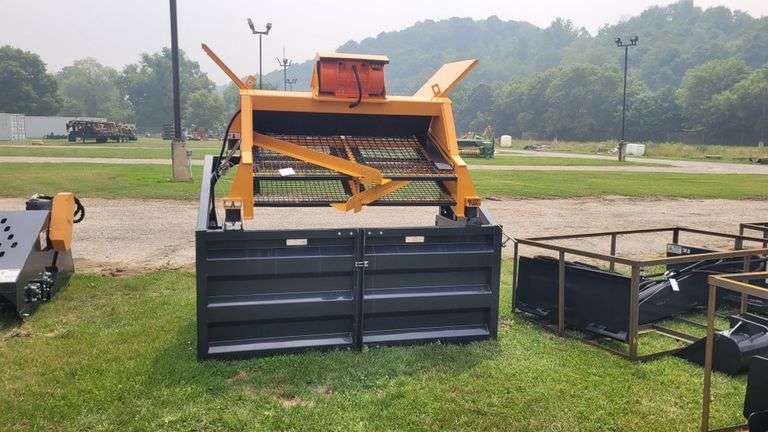 Paladin Dirt / Rock Screener w/ 3 Phase Motor - Rogers Community ...