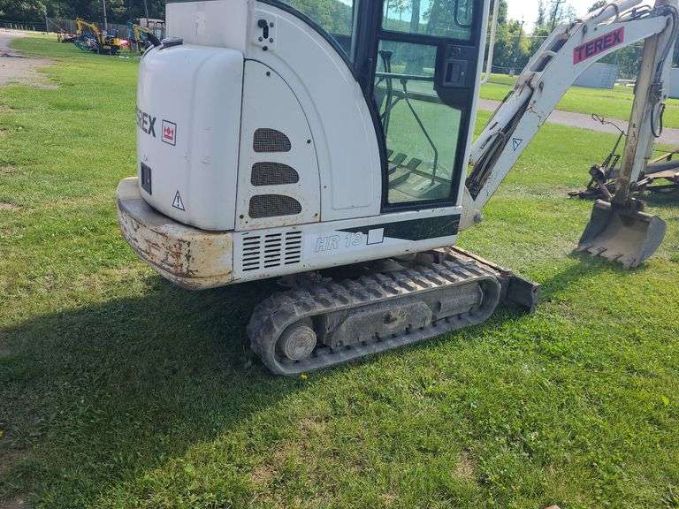2003 Terex HR 13 Mini Excavator - Rogers Community Auction Inc.