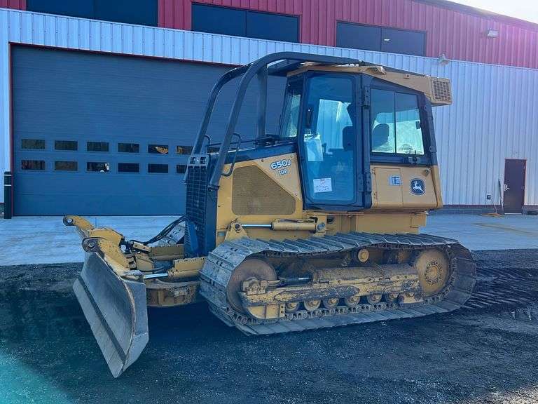 "ABSOLUTE" John Deere 650J LGP Crawler Dozer - RES Auction Services