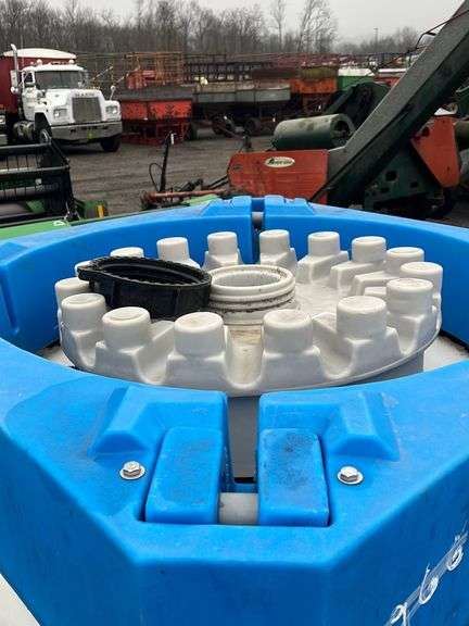 "ABSOLUTE" 300 Gallon Liquid Shuttle - RES Auction Services