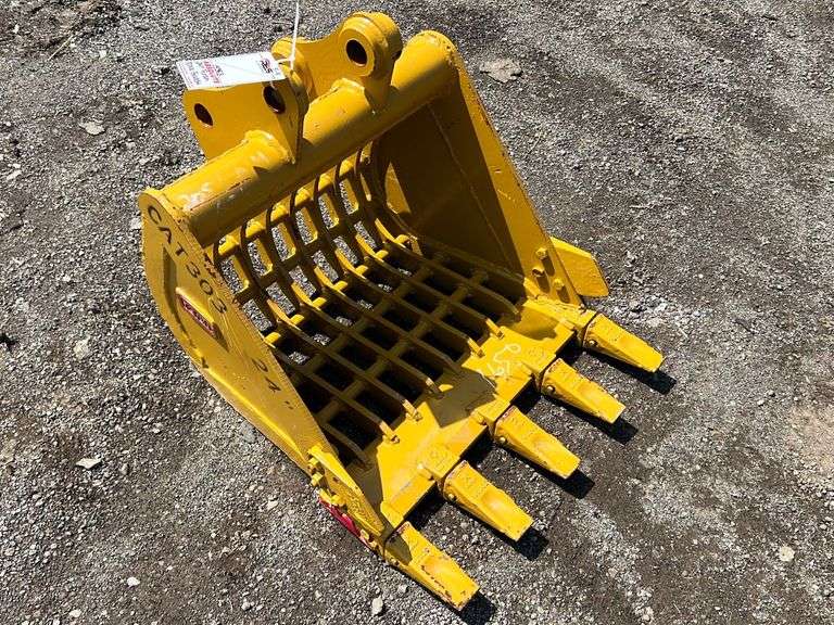 "ABSOLUTE" 24" Teran Rock Bucket - RES Auction Services