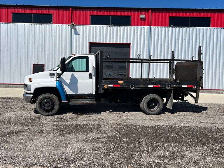 2005 GMC 4500 Regular Cab Flatbed Truck - RES Auction Services