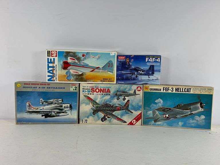 (5) Plane Model Kits in Box - RES Auction Services
