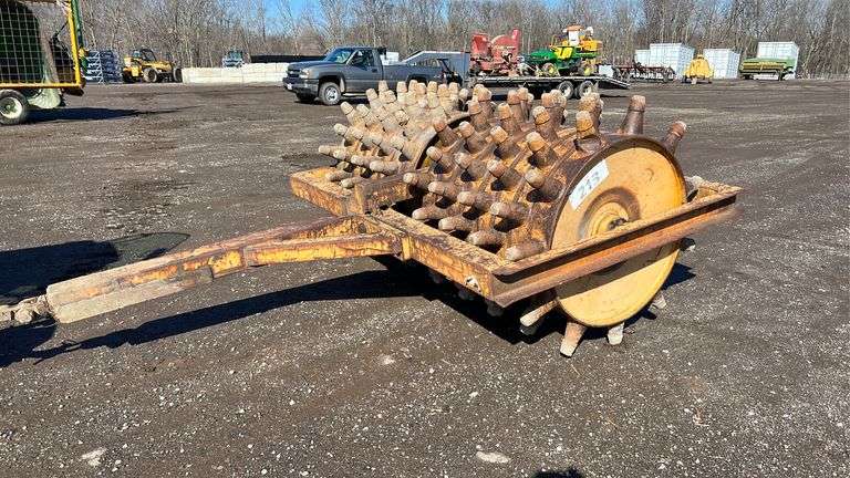 "ABSOLUTE" Wabco W-2 Pull Behind Sheep Foot Roller - RES Auction Services