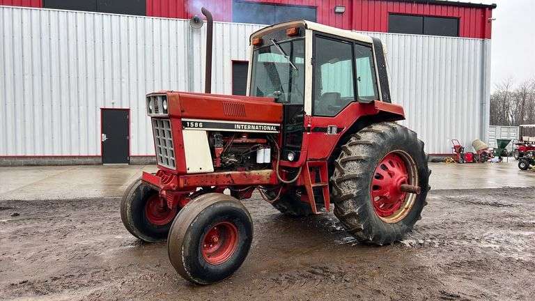 International 1586 - RES Auction Services