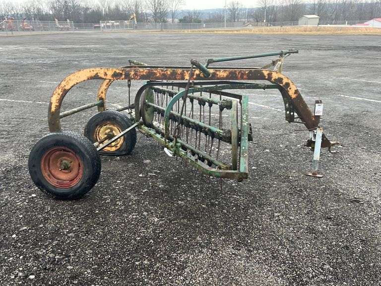 "ABSOLUTE" John Deere Hay Rake - RES Auction Services