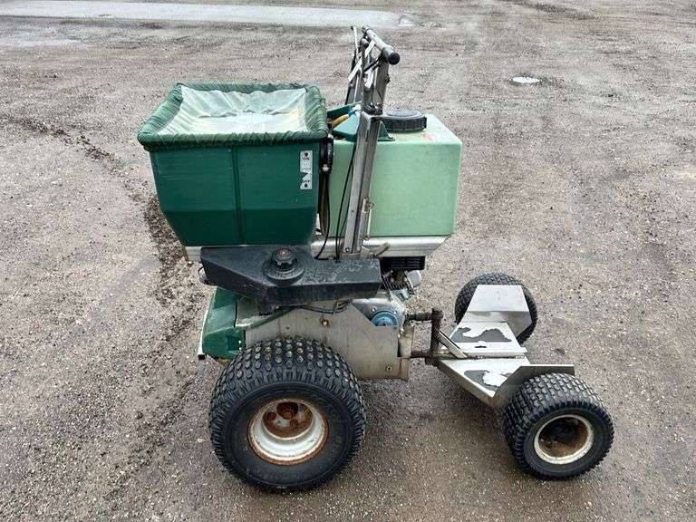 "ABSOLUTE" Permagreen Fertilizer Spreader - RES Auction Services