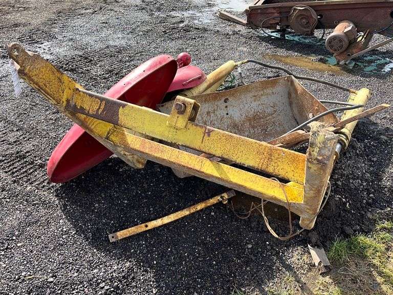 "ABSOLUTE" Front End Loader & Fenders - RES Auction Services