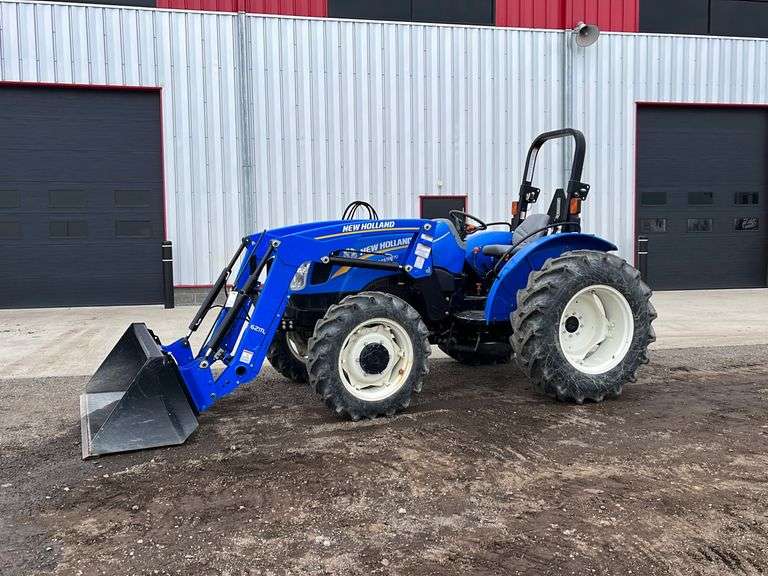 New Holland Workmaster 70 MFWD Tractor - RES Auction Services