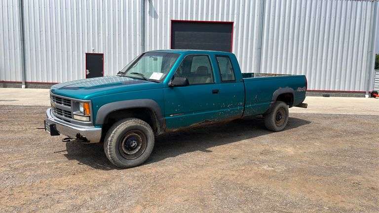 "ABSOLUTE" 1995 Chevrolet Cheyenne Ext. Cab Pickup - RES Auction Services