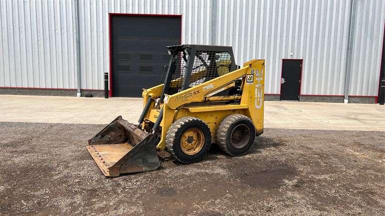 "ABSOLUTE" Gehl 4625 SX Skid Loader - RES Auction Services