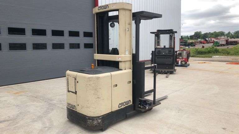 "ABSOLUTE" Crown Order Picker Forklift - RES Auction Services
