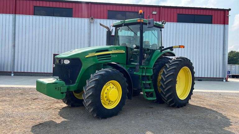 2005 John Deere 7920 MFWD Tractor - RES Auction Services