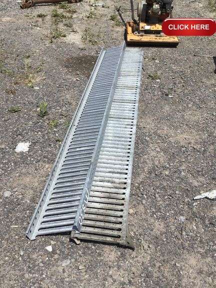 8’ ATv ramps - Rideau Auctions